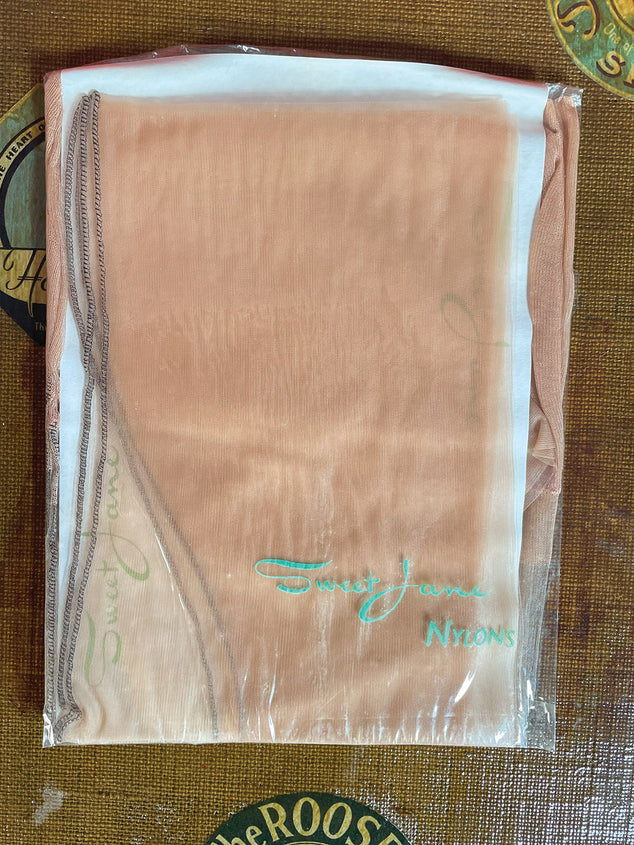 True Vintage Fully Fashioned and Seamless RHT Stockings - What Katie Did