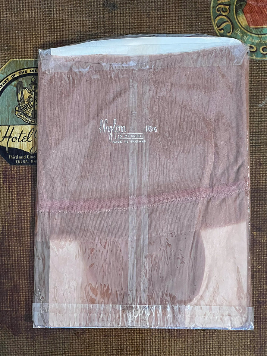 True Vintage Fully Fashioned and Seamless RHT Stockings - What Katie Did